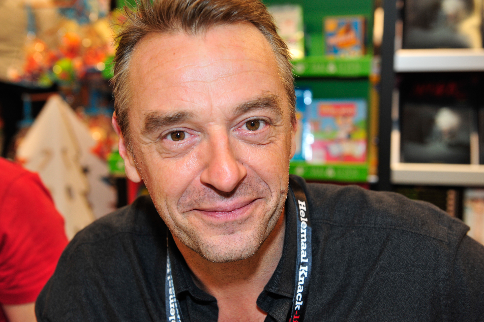 Tom Waes slaat mea culpa - Showboulevard.nl